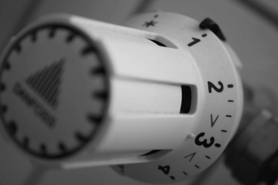 Here's how to balance radiators | BestHeating Advice Centre