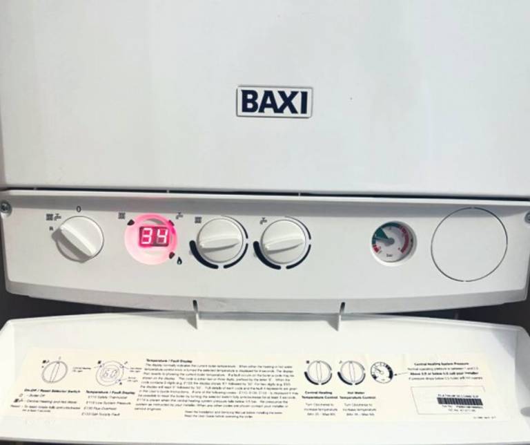 What should the boiler pressure be when the heating is on?