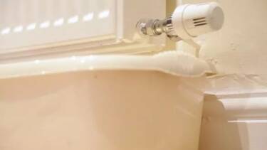 How to bleed a radiator & when to do it