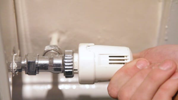 How to replace a radiator - A BestHeating guide | BestHeating Advice Centre